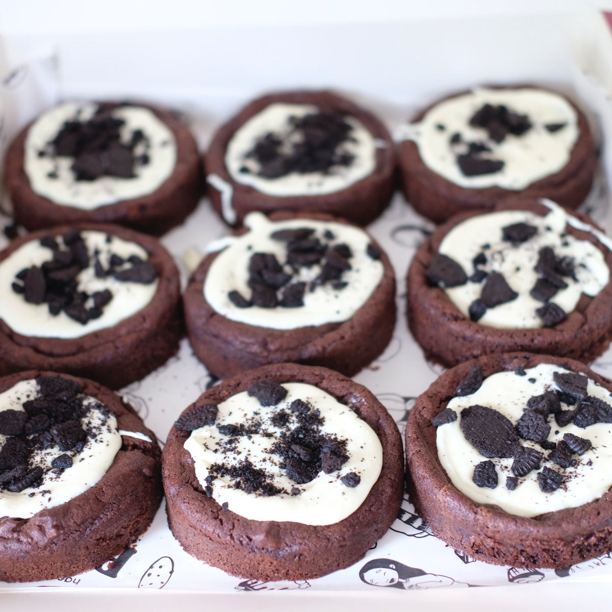 The Bake List Oreo Choc Loaded Cookies Box of 9 – Yummy Direct